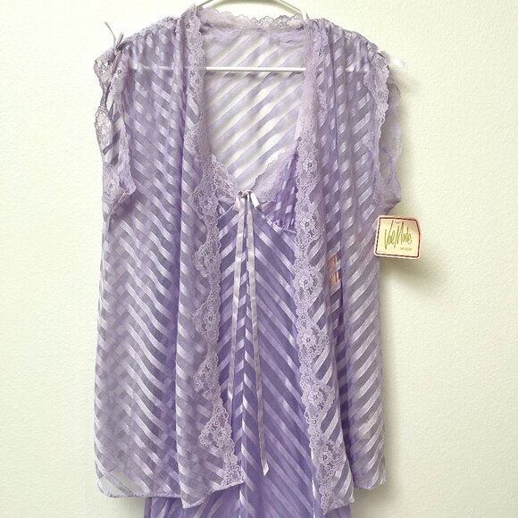 Val Mode | Intimates & Sleepwear | Vtg Val Mode 2 Piece Peignoir Long ...